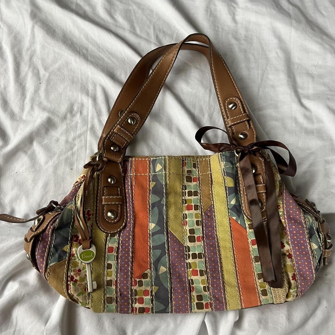 ⋆ ˚｡⋆୨୧˚ 2000s Fossil patchwork shoulder bag ˚୨୧⋆｡˚... - Depop