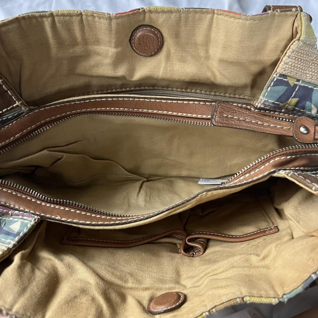 ⋆ ˚｡⋆୨୧˚ 2000s Fossil patchwork shoulder bag ˚୨୧⋆｡˚... - Depop