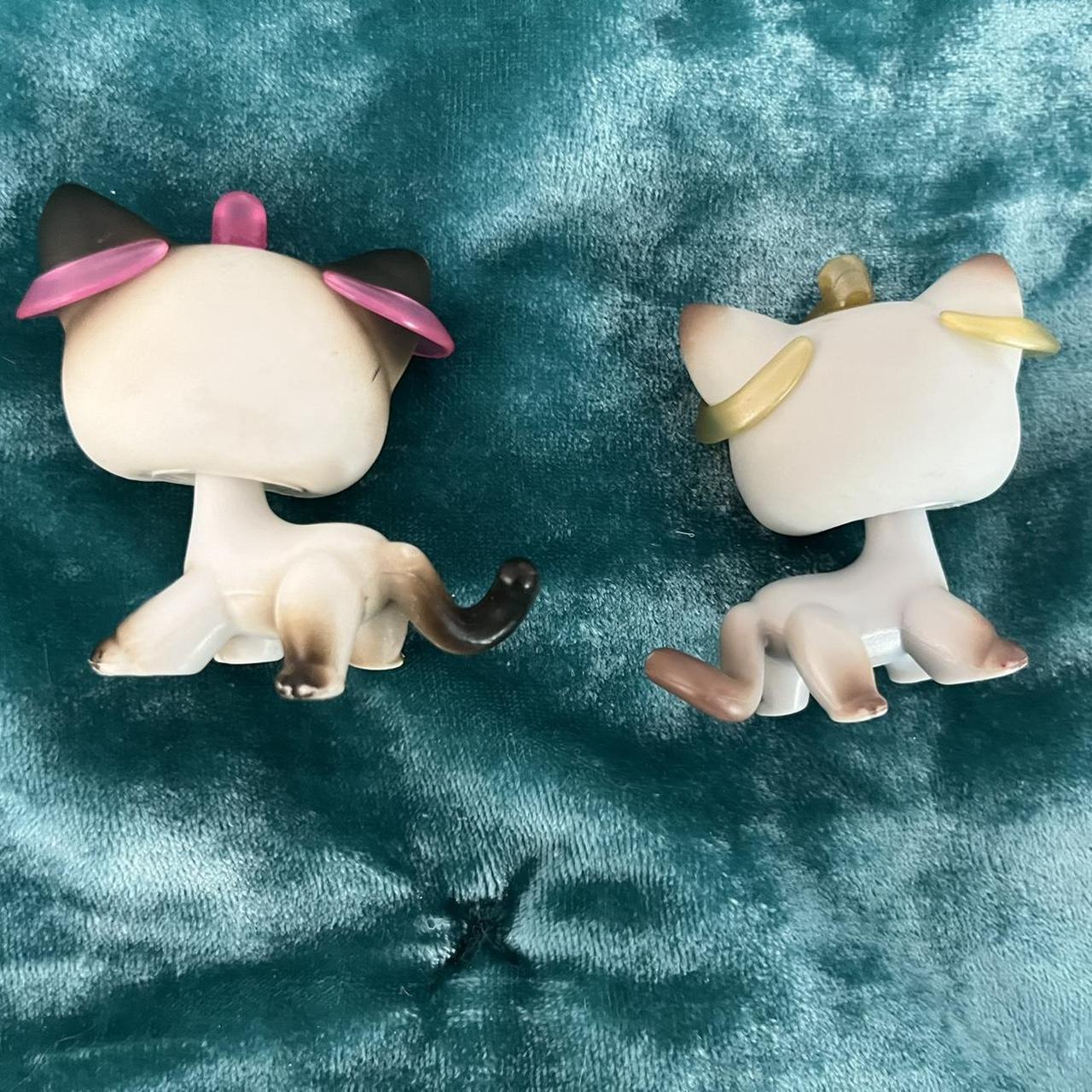 SEND AN OFFER! LPS cat lot pets number 391 and 5... - Depop