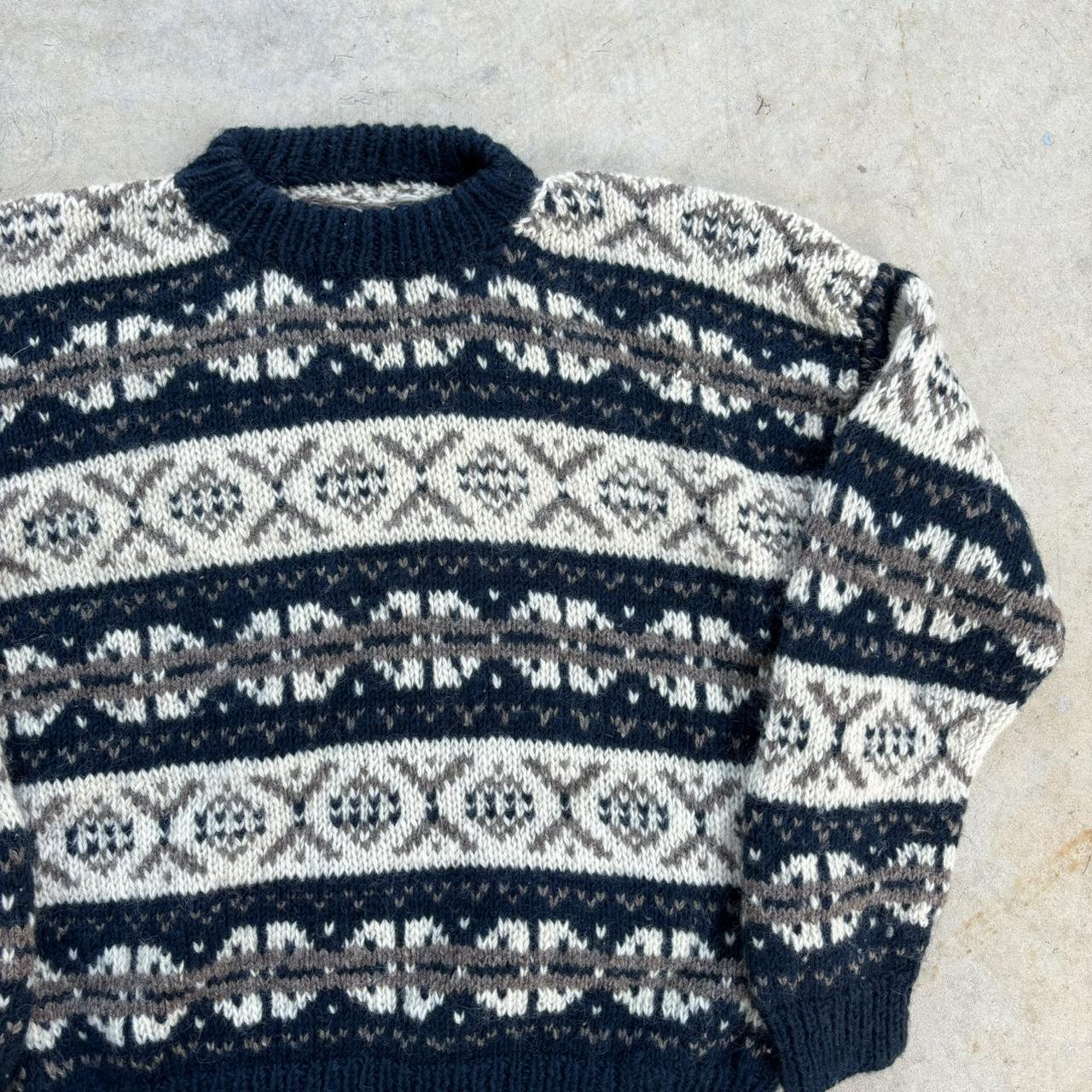 Vintage thick woolen patterns jumper Fits size... - Depop