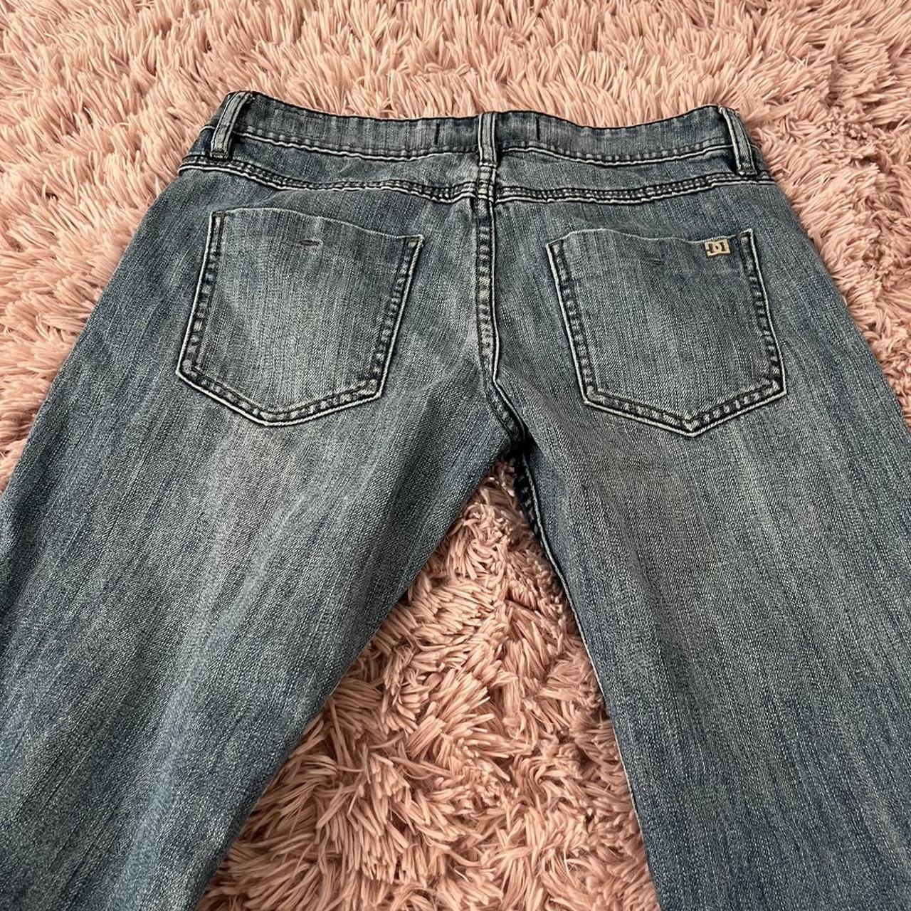 straight leg faded dc shoes jeans!! size 25... - Depop