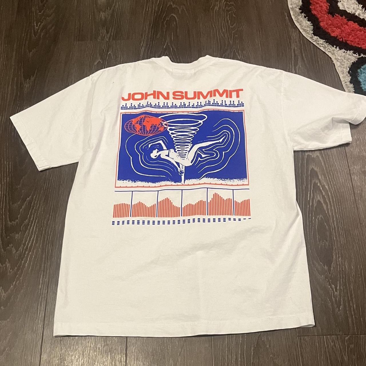 John summit T shirt size L worn once got from summit... - Depop