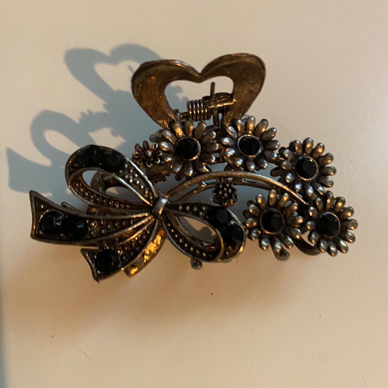 Small vintage hair clip metal flower details with... - Depop