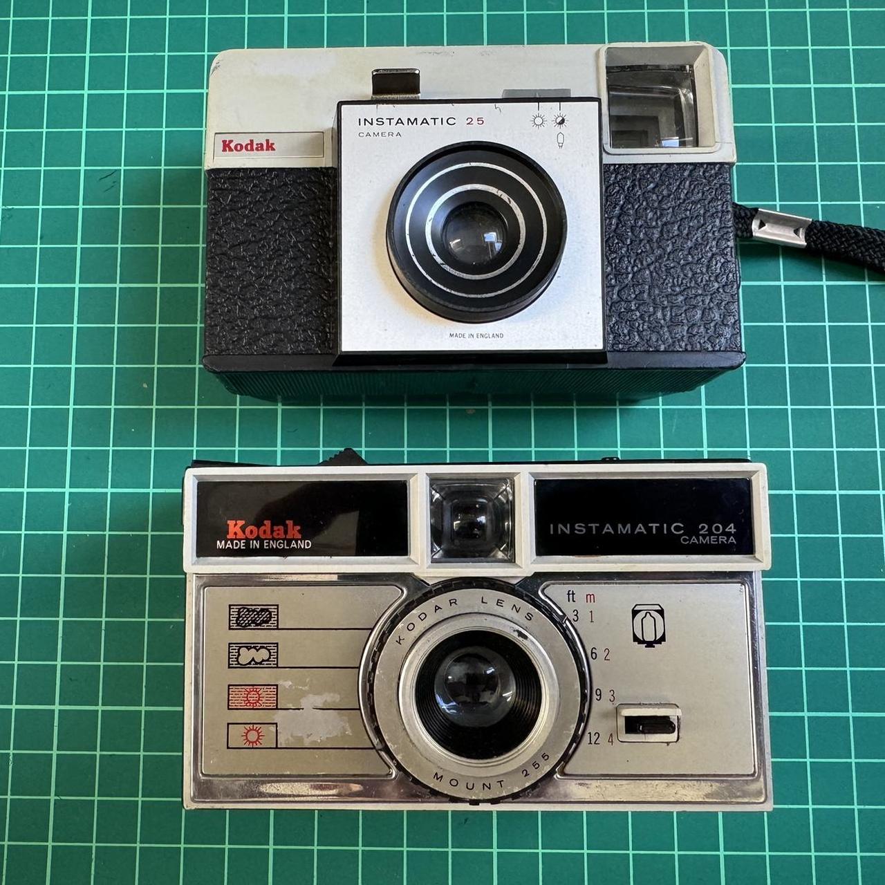 2 Kodak instamatic cameras Instamatic 25- shutter... - Depop