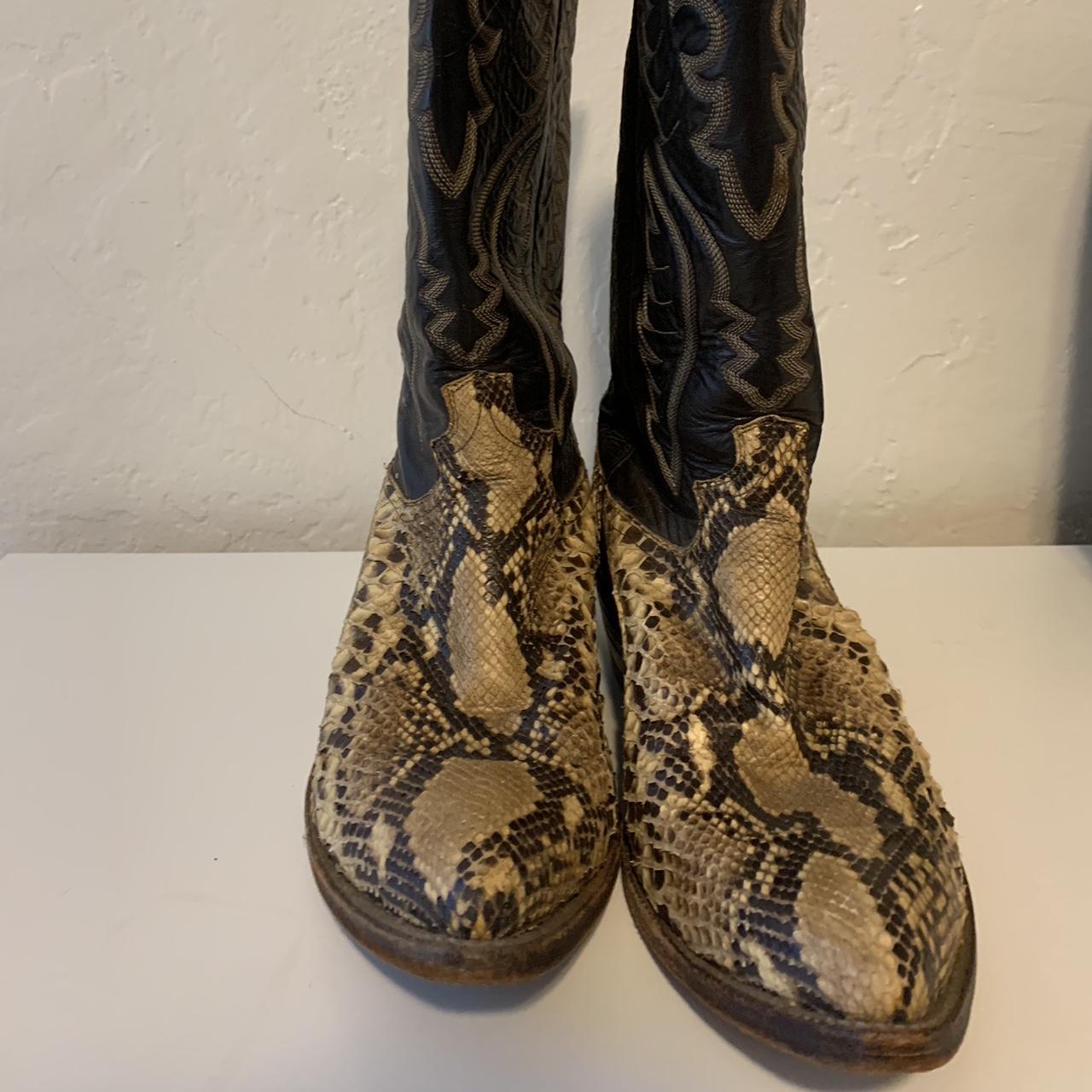 VINTAGE Justin men’s snake skin cowboy boots size... - Depop