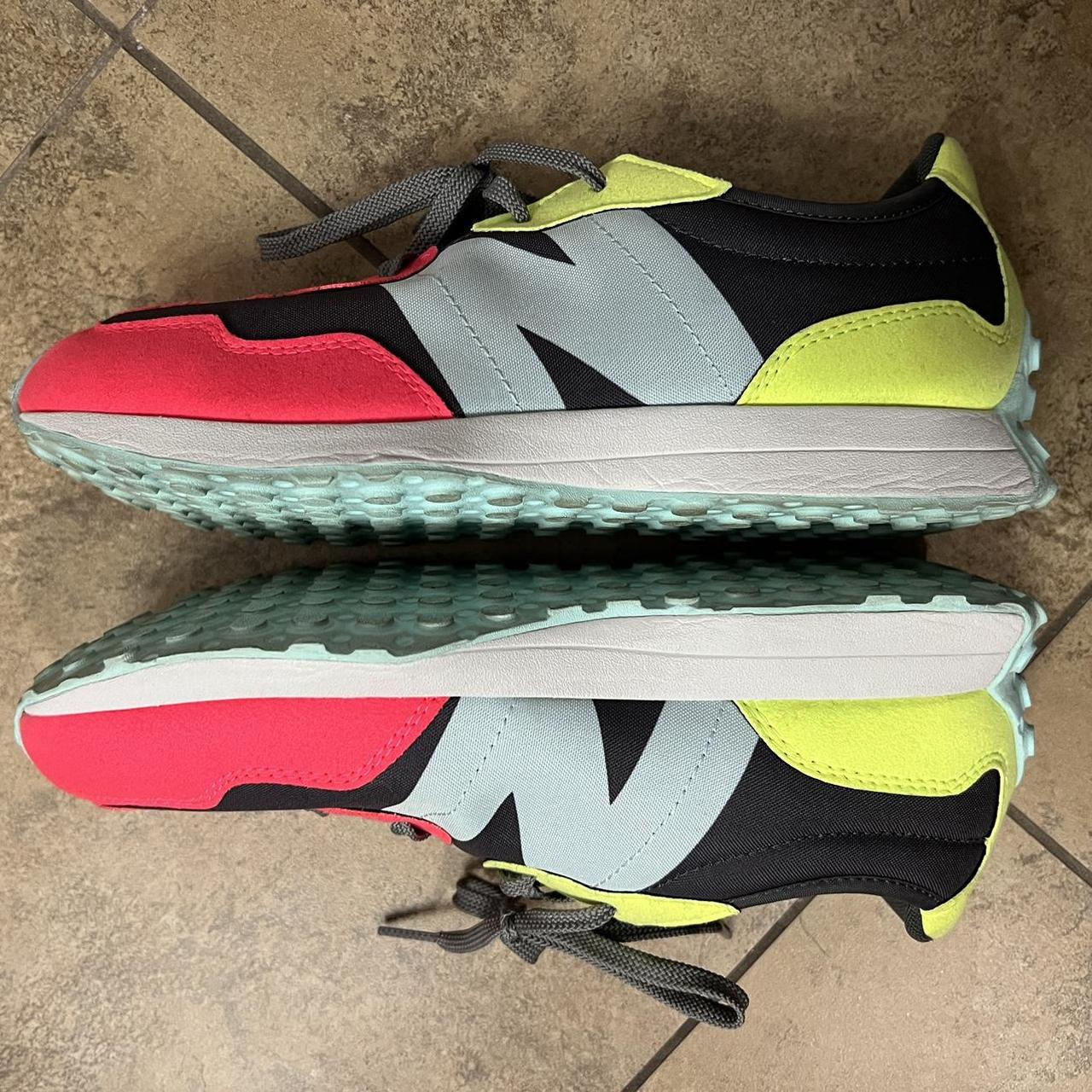 New Balance 327 Colorblock "Grey/Pink/Lime" Grade... - Depop