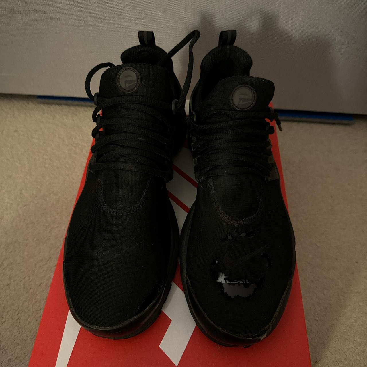 Black Nike Air Presto UK 11. These are in an ok... - Depop