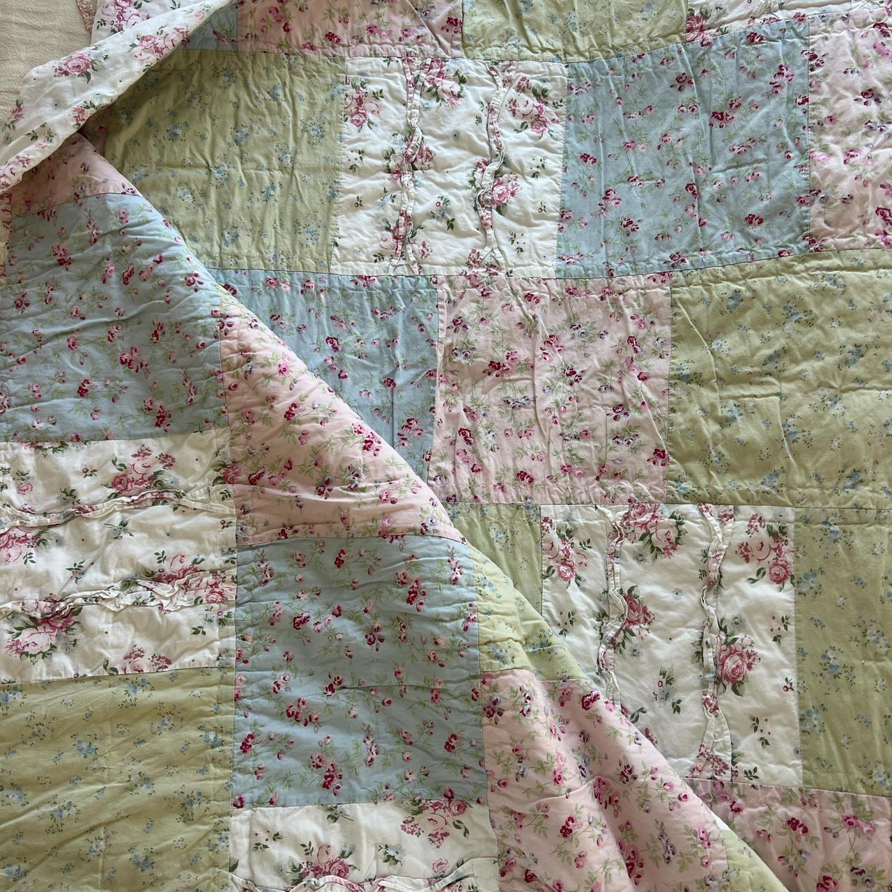 shabby chic brand bedding double sided queen - Depop