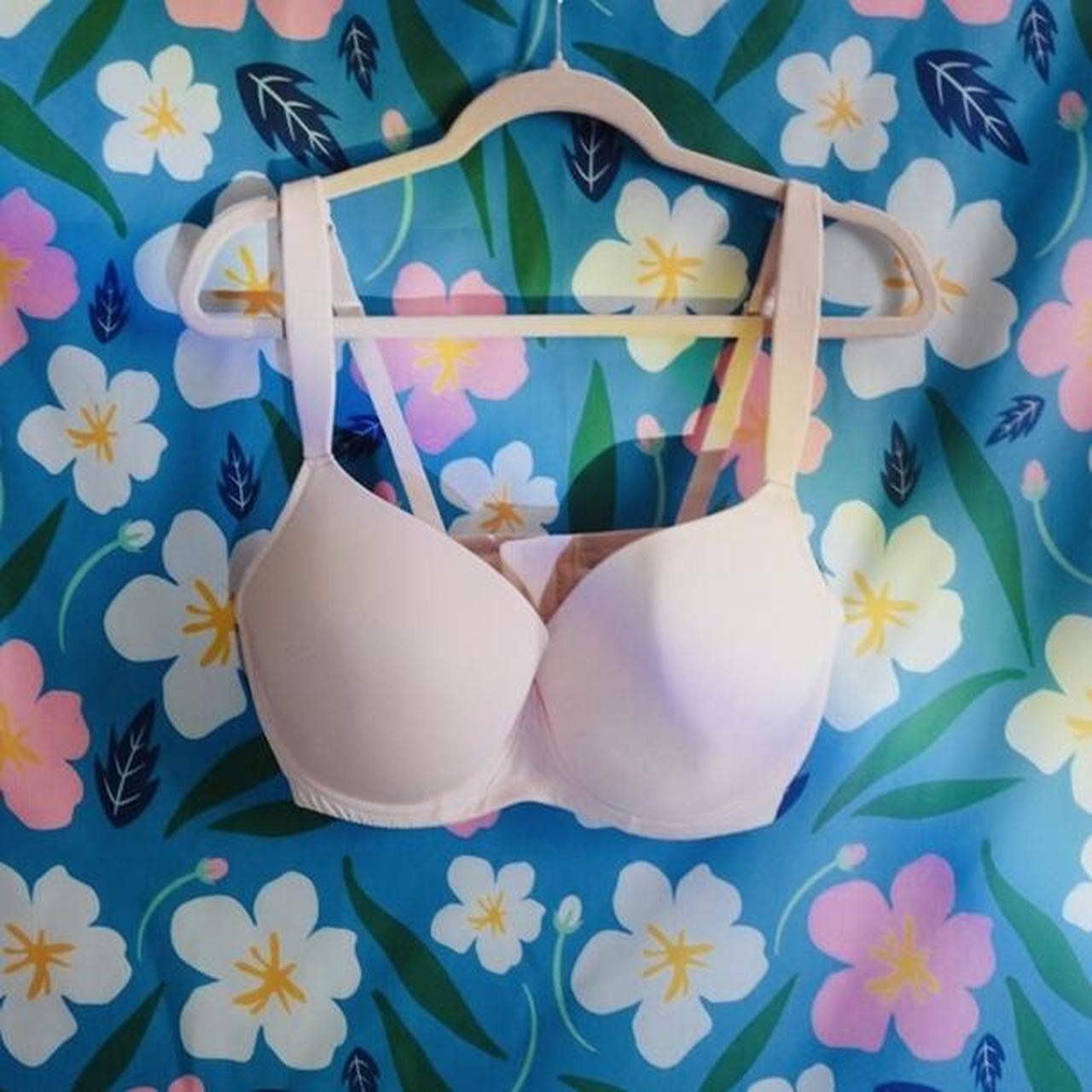 ADRIENNE VITTADINI STUDIO BRA SET (ALL 3) SIZE 38 DD - Depop