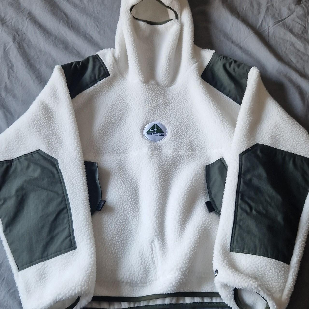 Nike ACG Ninja Fleece Amazing piece barely worn.... - Depop