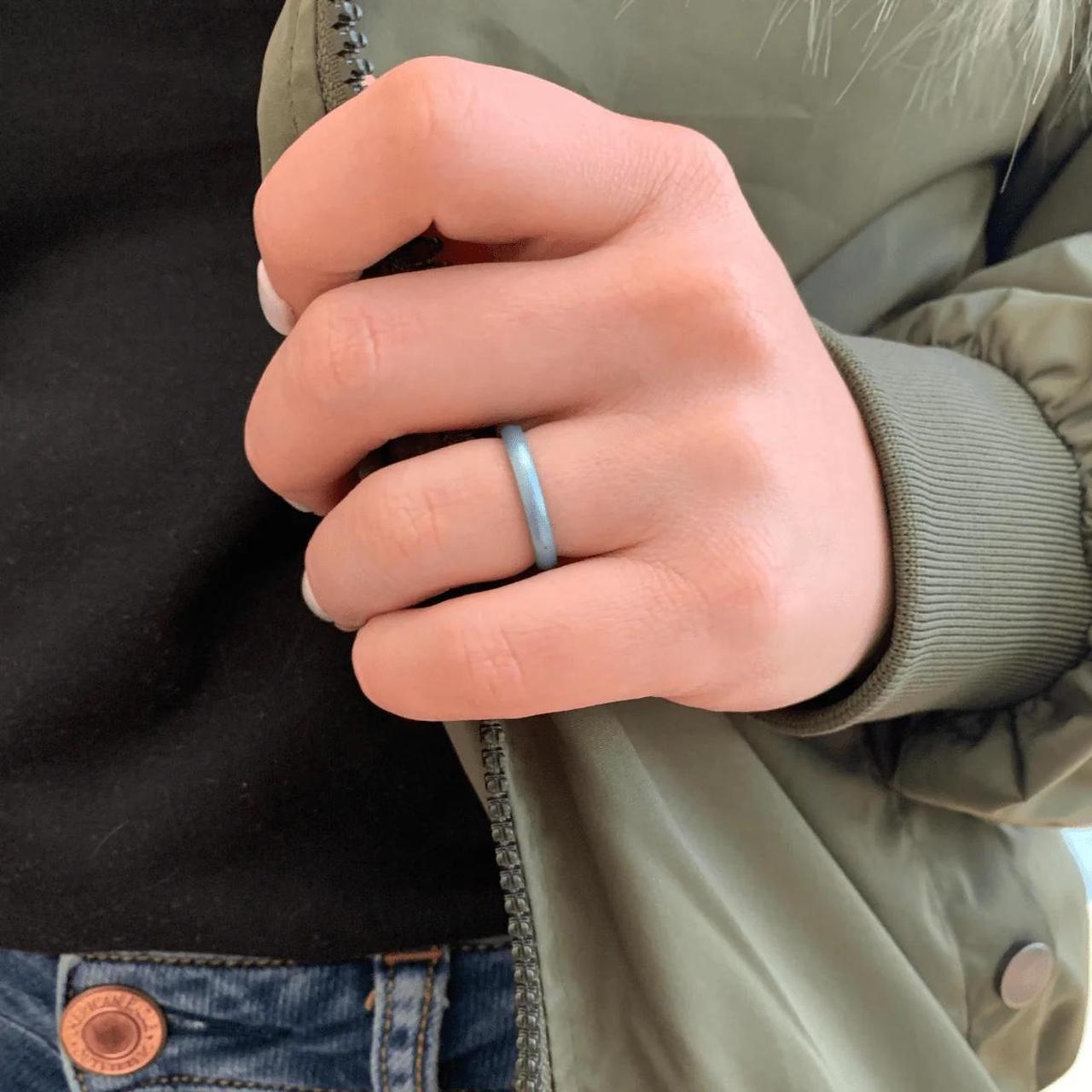 Enso halo silicone ring Color: “yeti,” an... - Depop