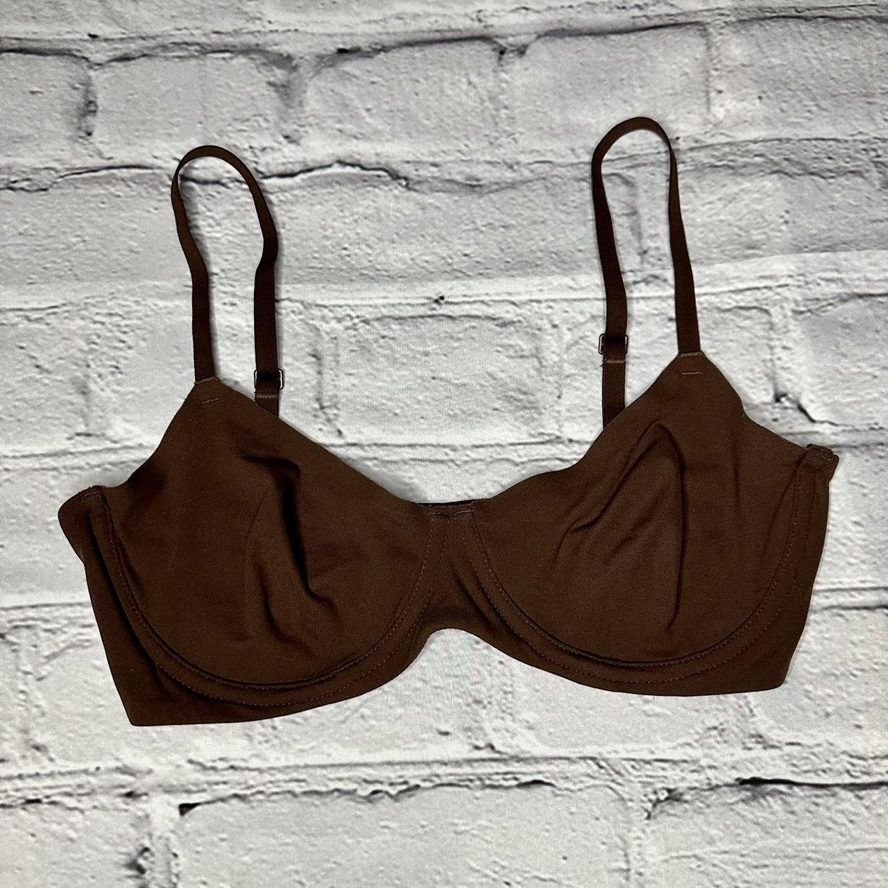 SKIMS Fits Everybody Unlined Demi Bra : Cocoa size... - Depop