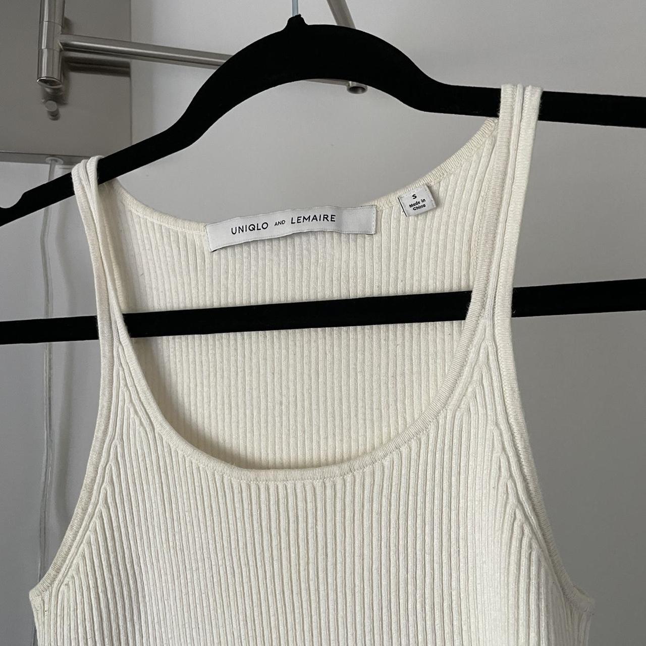 UNIQLO Women's Vest | Depop