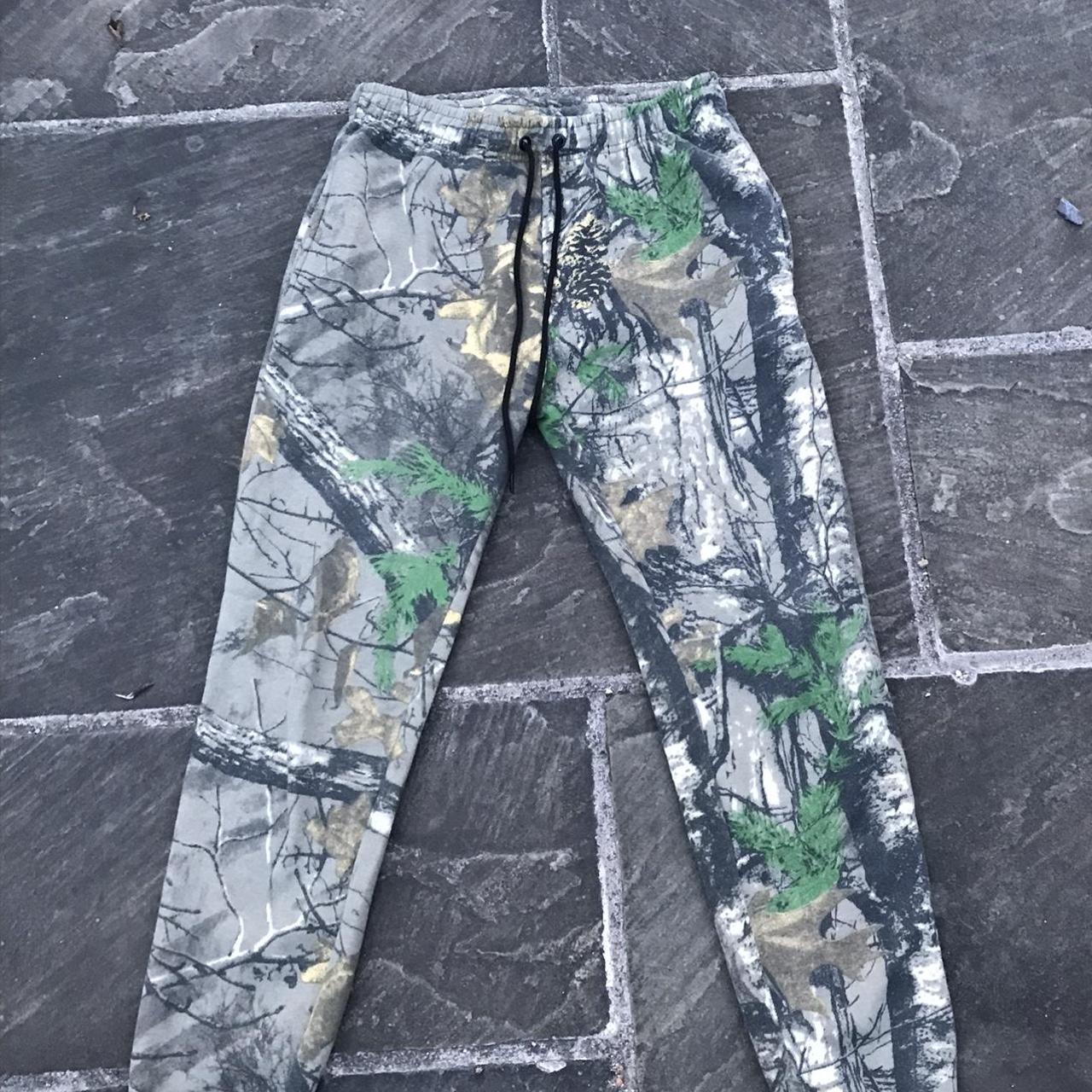 Real tree woodland joggers - Depop