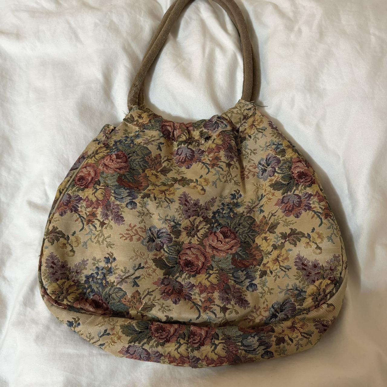 beautiful vintage beaded floral print bag - Depop
