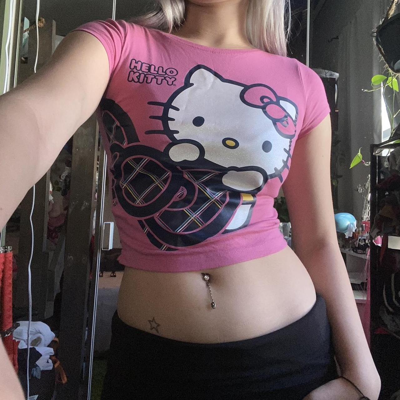Hello Kitty Women's Pink Crop-top | Depop