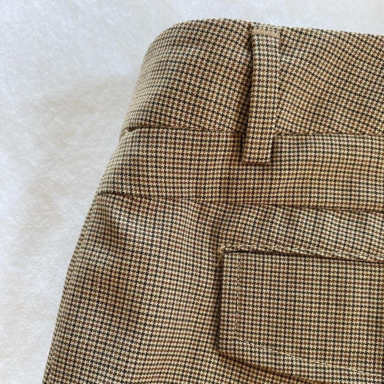 Gap hip sling fit ankle length slacks subtle... - Depop