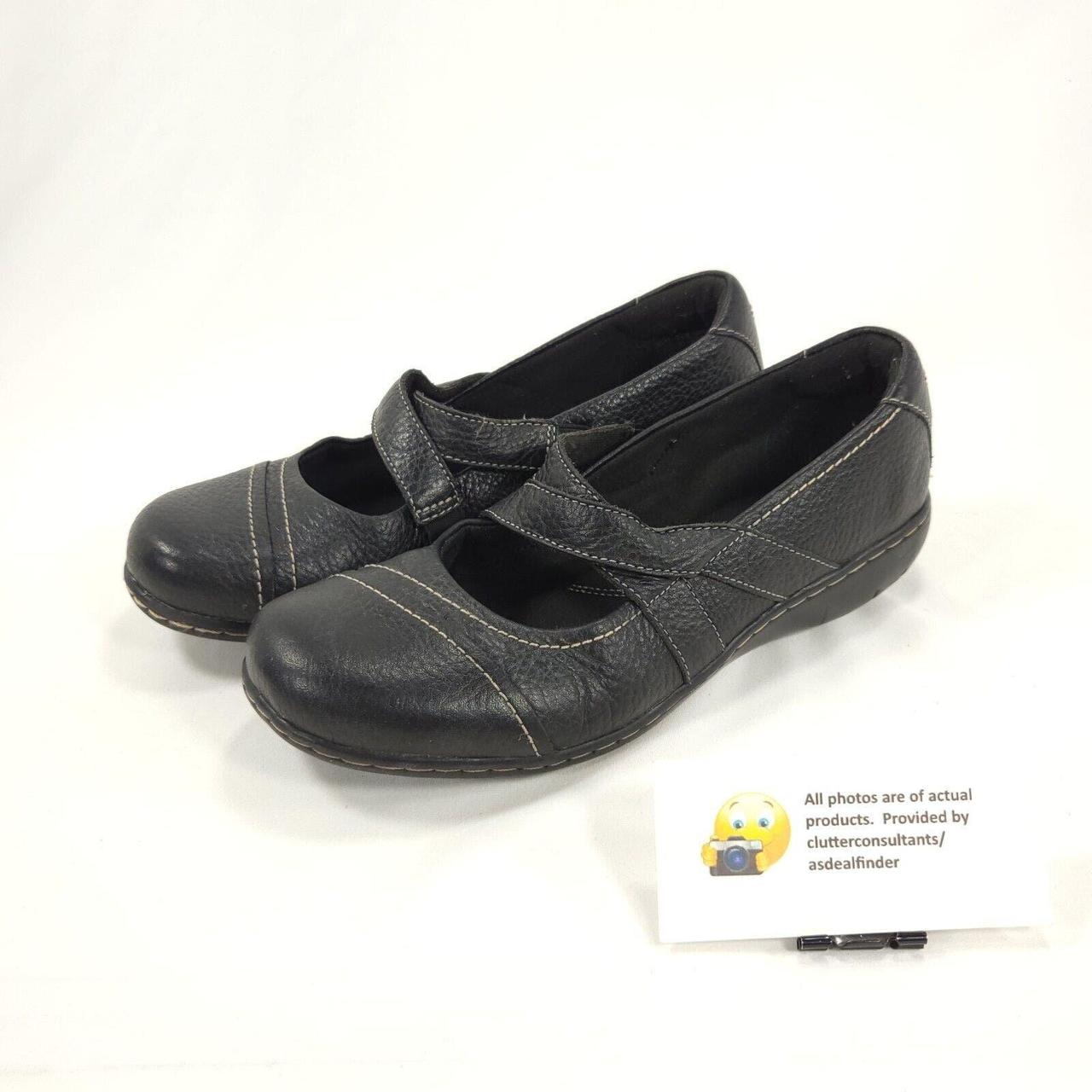 Clarks Bendables Leather Casual Mary Jane Shoe... - Depop