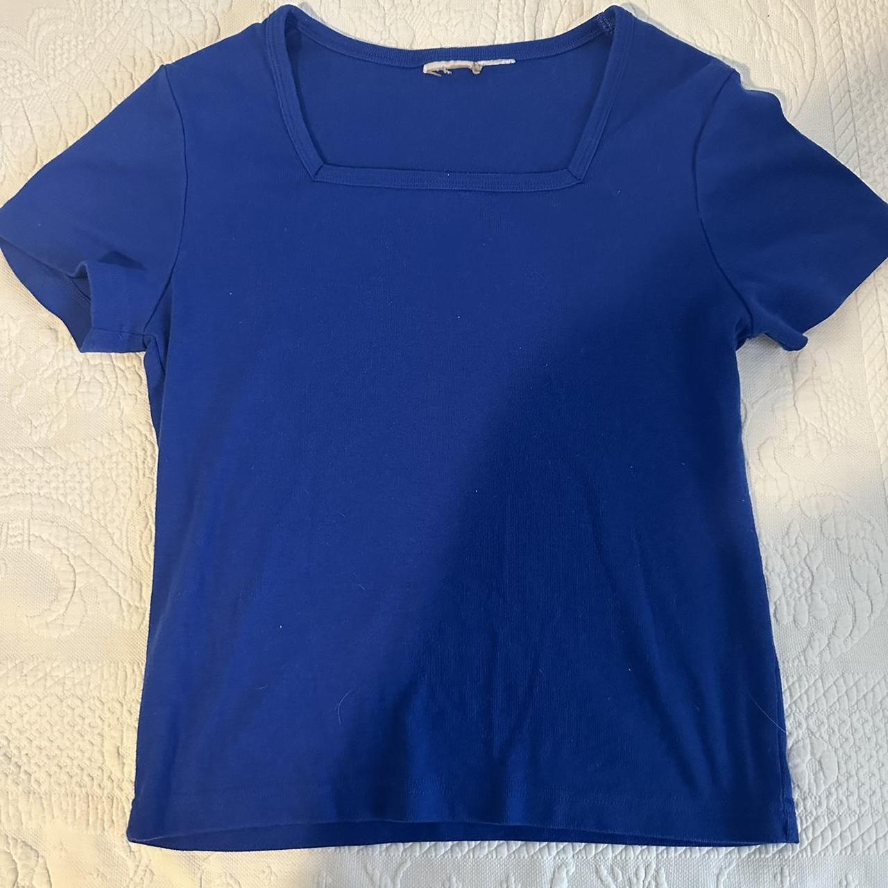 the cutest blue square neck top! this would be super... - Depop