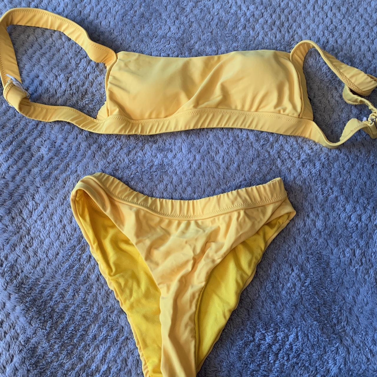 Women's Yellow Bikinis-and-tankini-sets | Depop