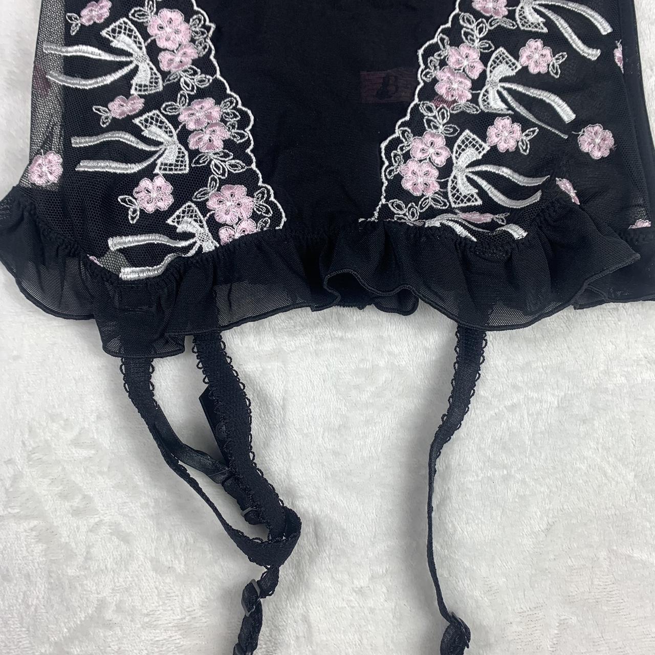 2000s corset, ribbons embroidery and ribbons details... - Depop