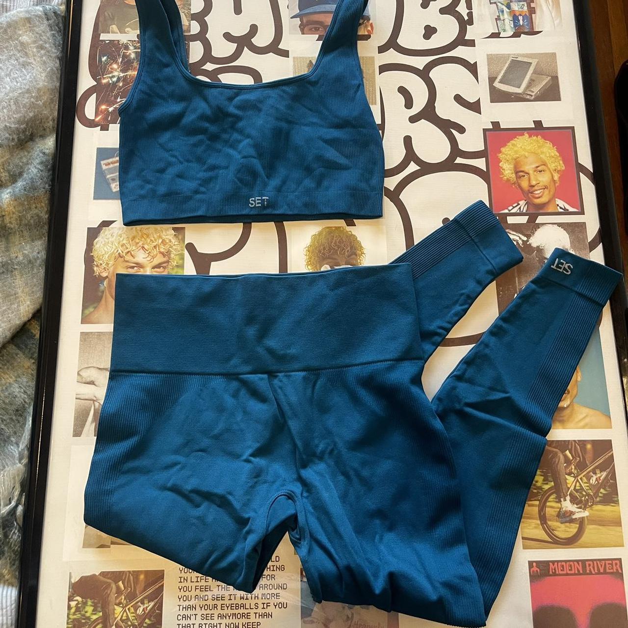 Set active nylon work out set in size medium / blue... - Depop