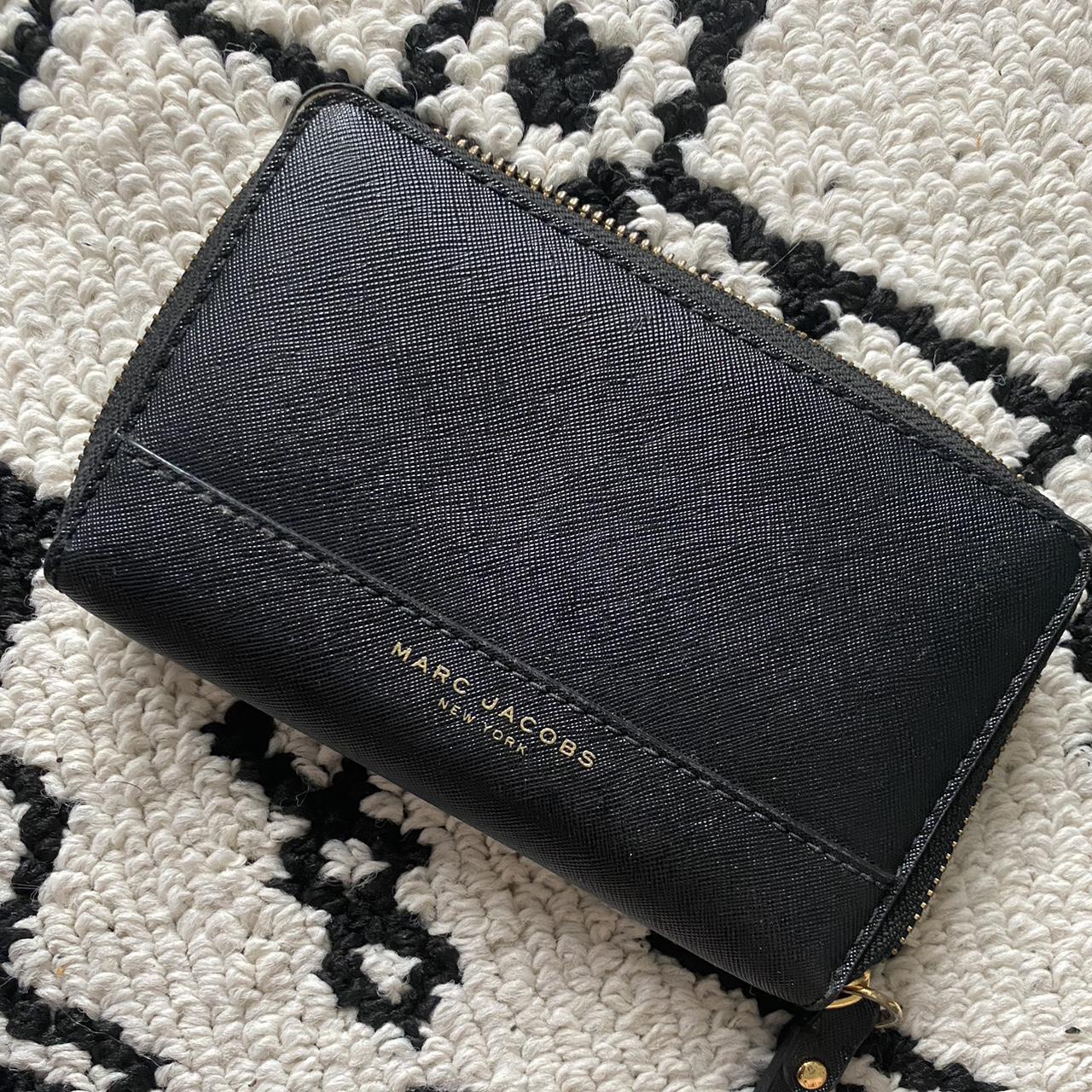Marc Jacobs Women's Wallet-purses | Depop