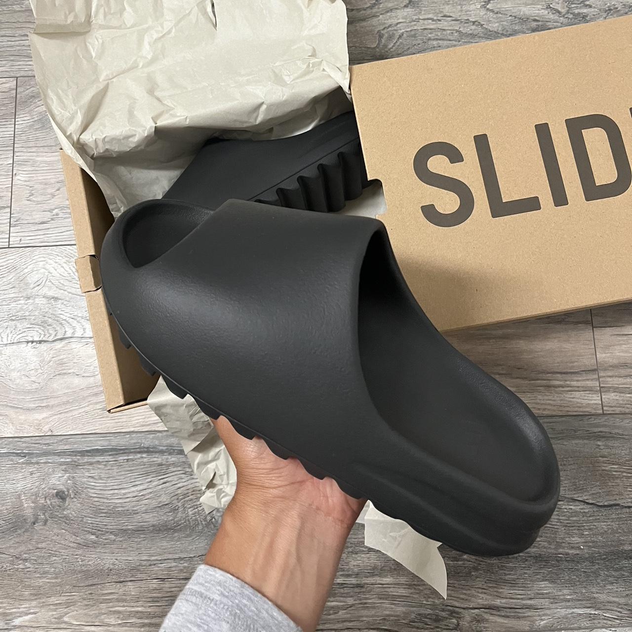 Adidas Men's Black Slides | Depop