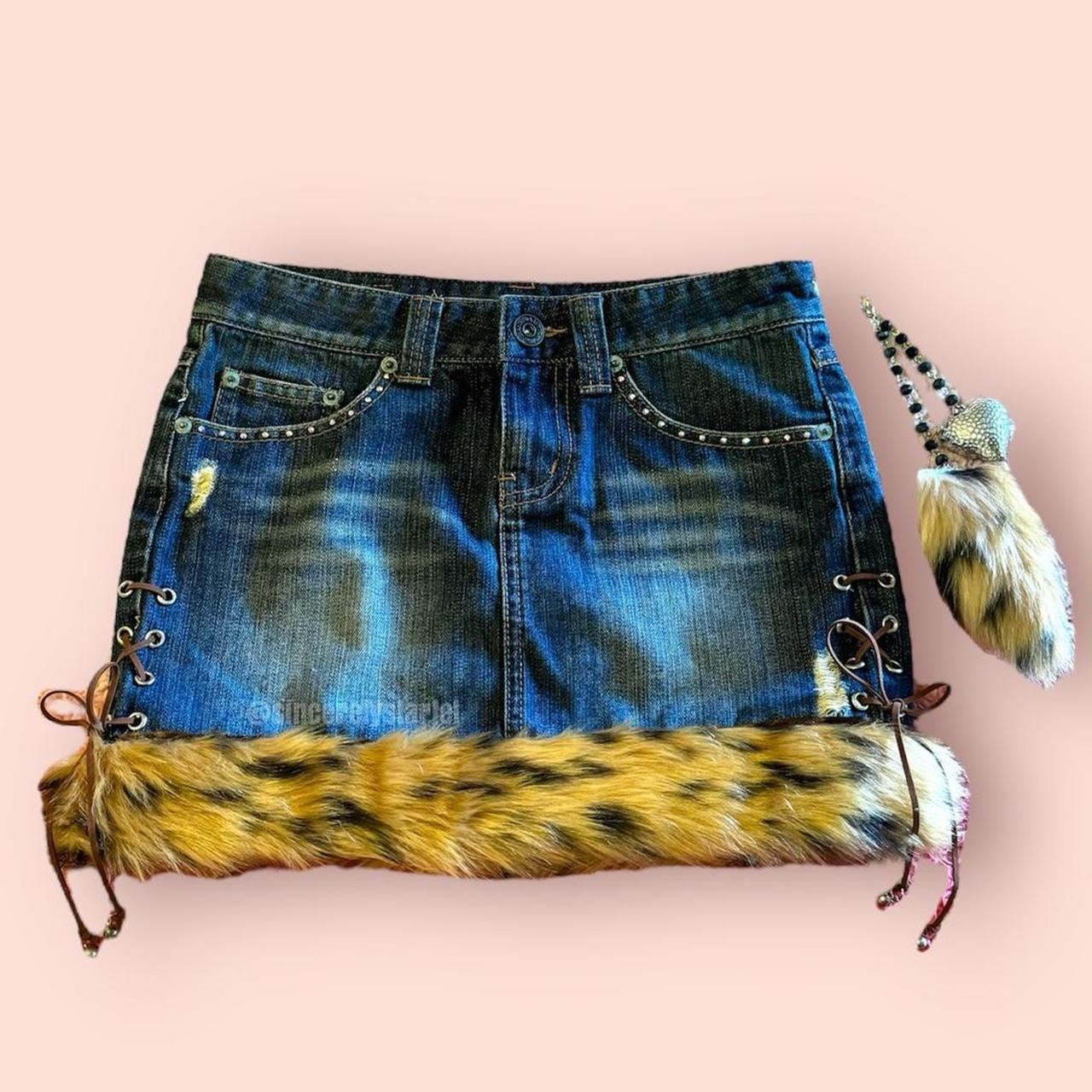 Gyaru denim and fur lined mini skirt