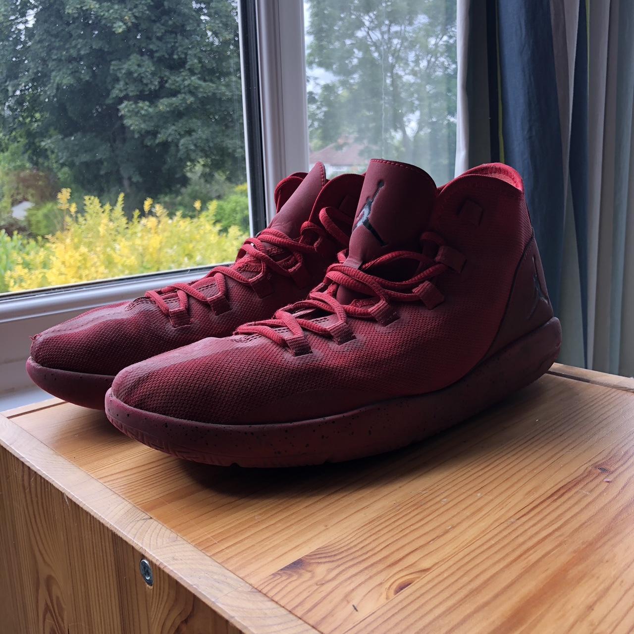 Red Jordan’s basketball trainers Used to play... - Depop
