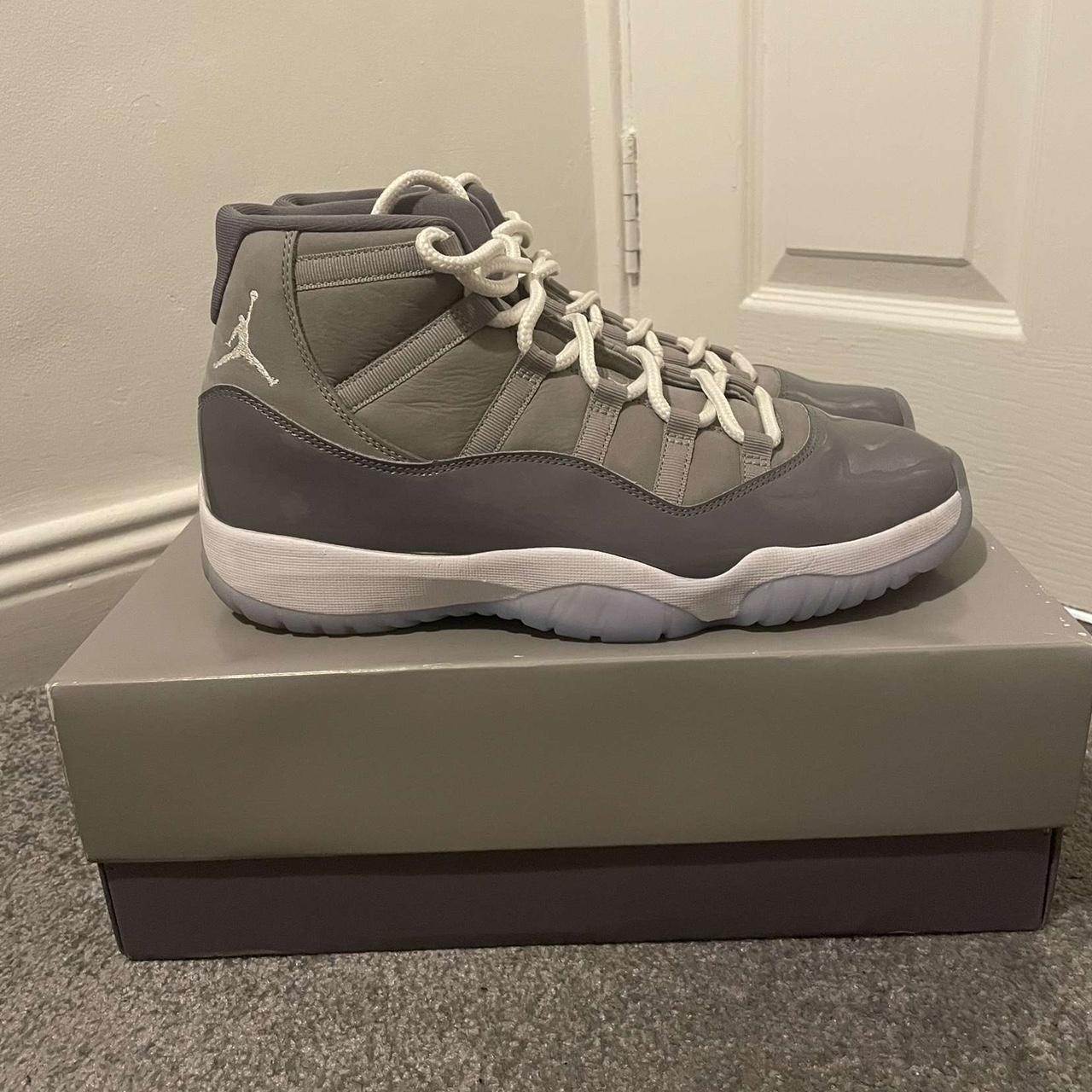 Jordan Men's Grey and White Trainers | Depop