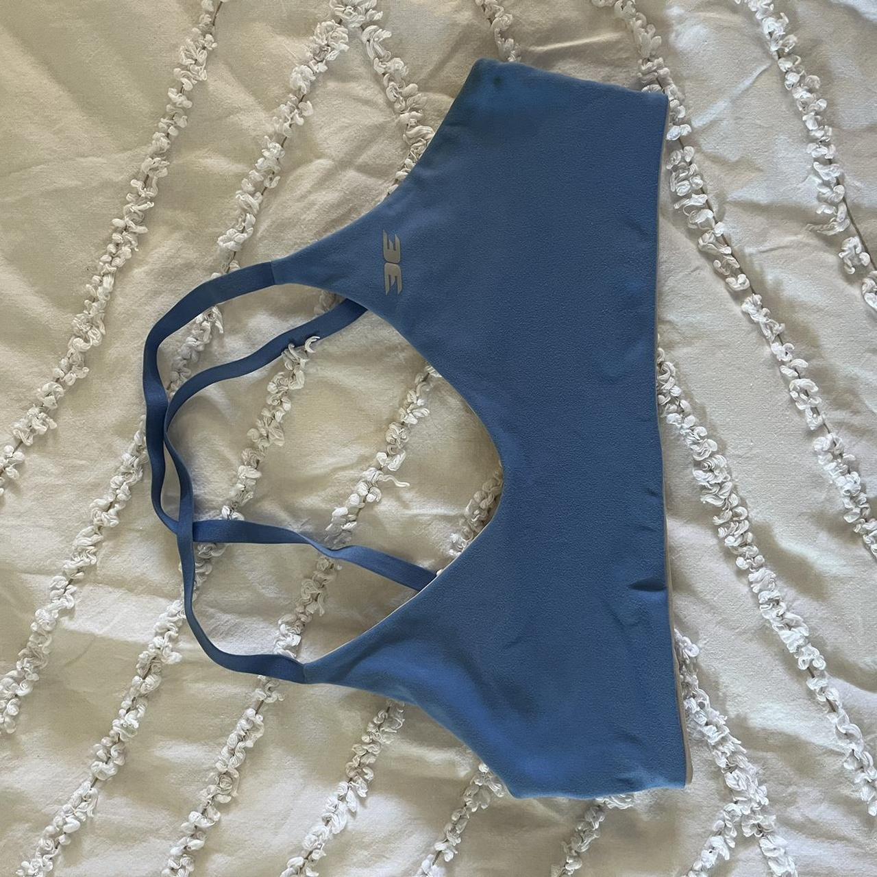 Elite eleven aura lite bra in powder blue Barely... - Depop