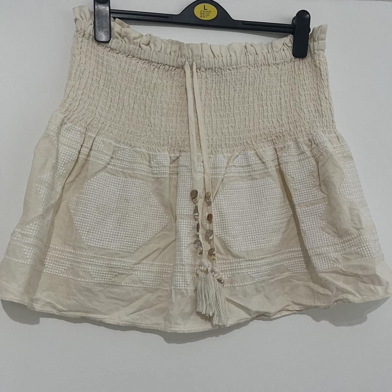 Zara White textured skirt thick waistband and shell... | Depop
