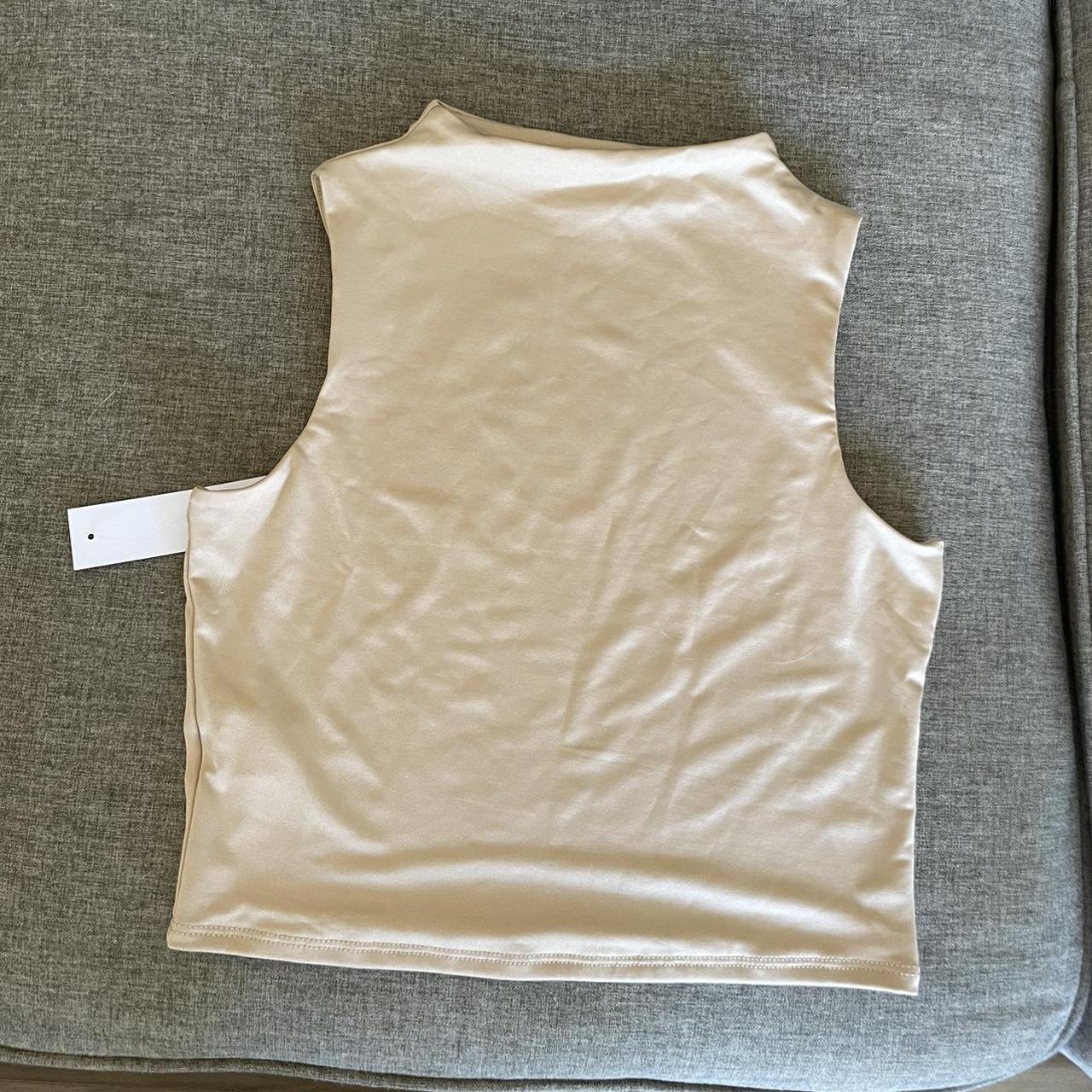 Dune Women's Tan Crop-top | Depop