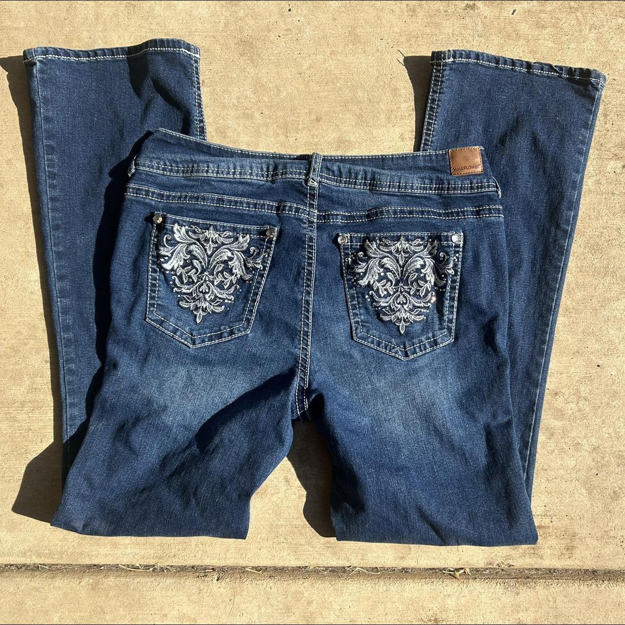 Wallflower dark wash jeans Pattern on back pockets 13 - Depop