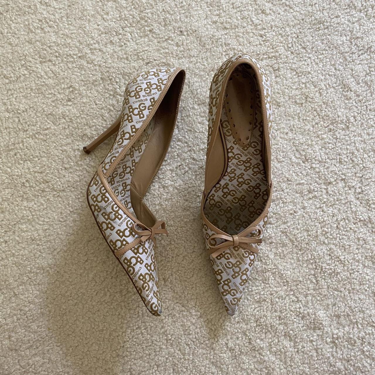 BCBGeneration Women's White and Cream Courts | Depop