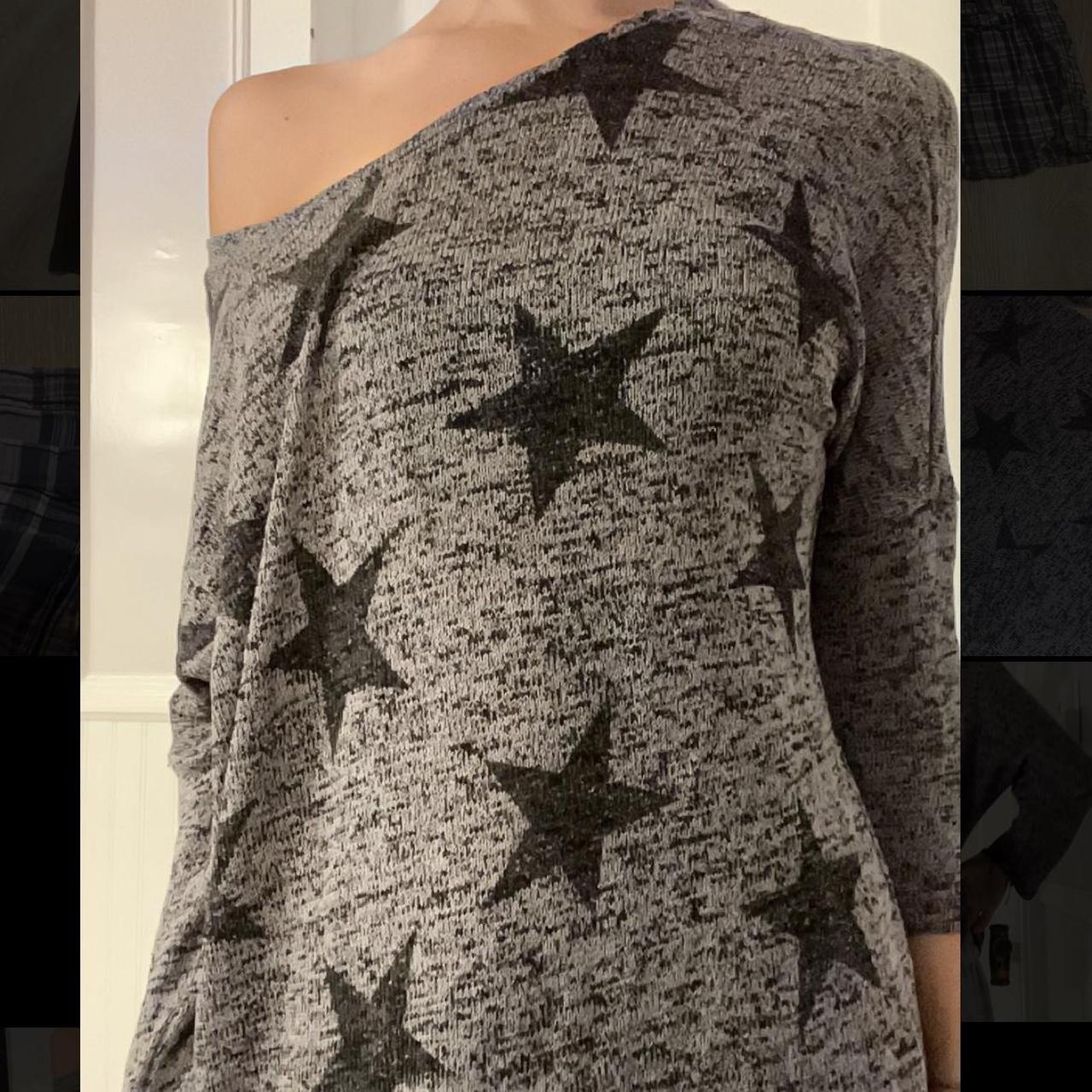 Grey&Black star sweater! 💕Hot Topic for exposure... - Depop