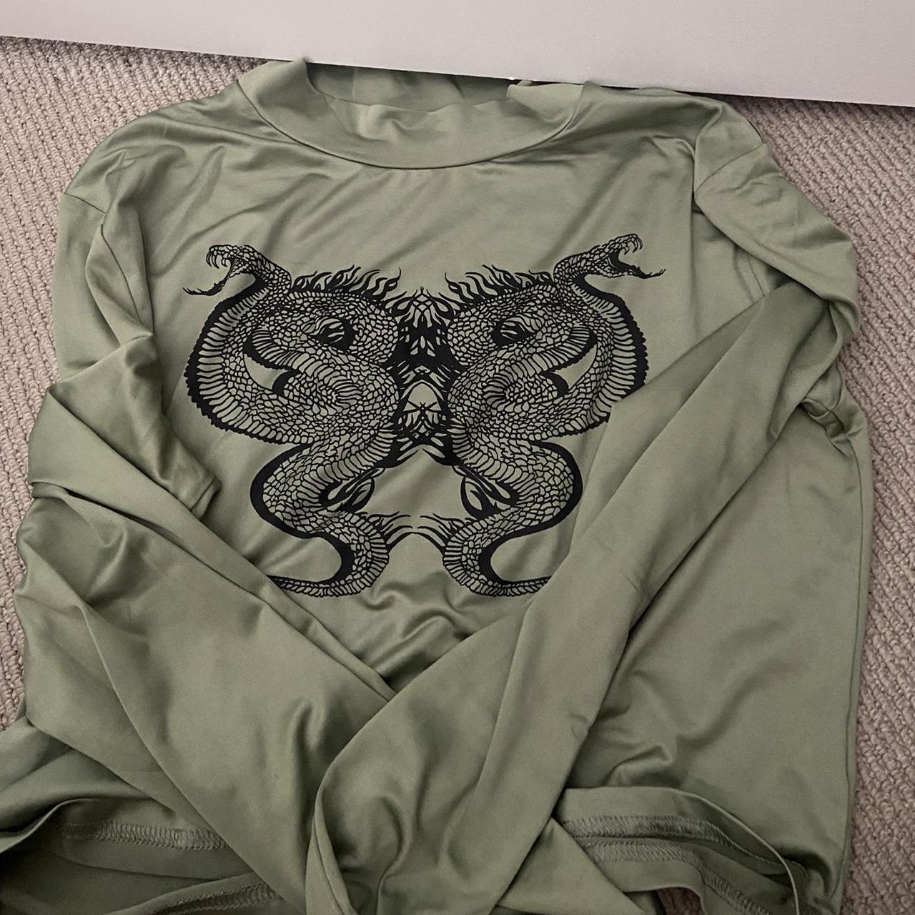 green dragon top - Depop