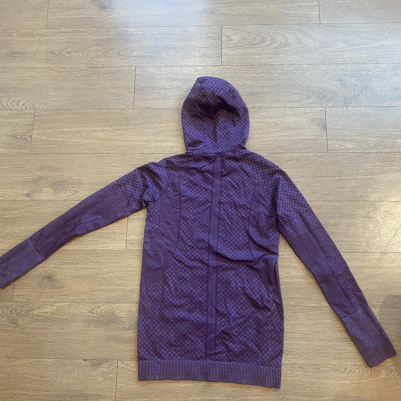 super cute fitted lululemon purple long sleeve! in... - Depop