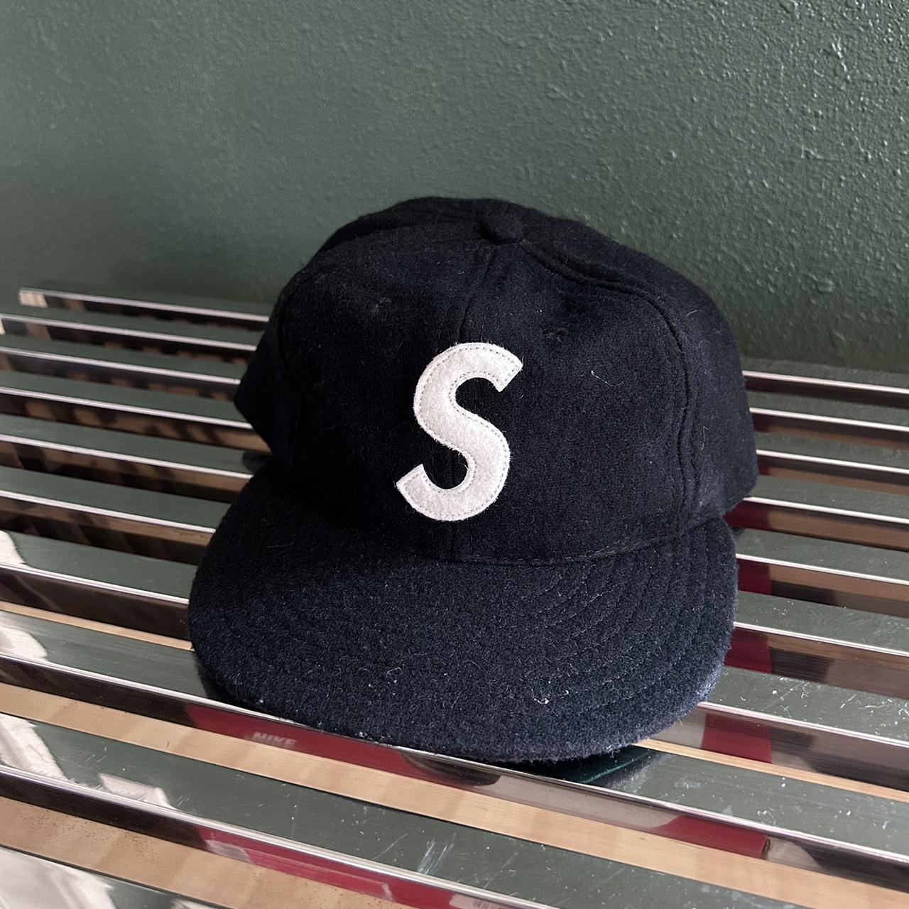Supreme Men's Black Hat | Depop