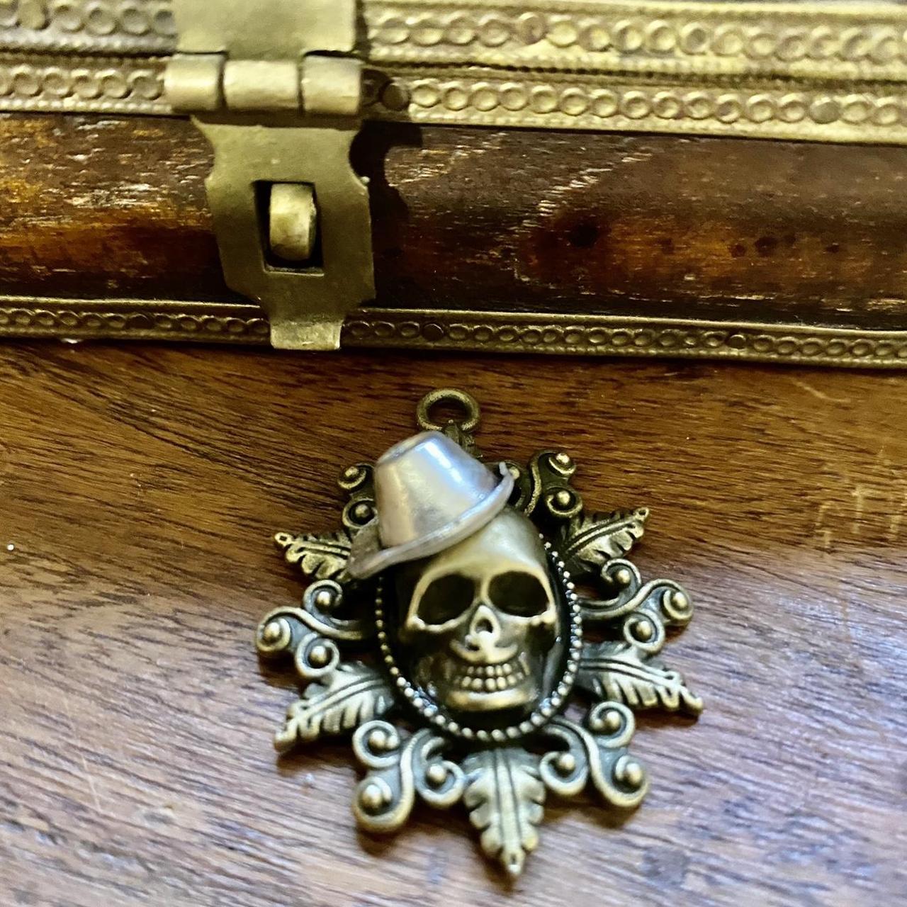 3D pendant skull with hat Gothic emo skeleton witch... - Depop