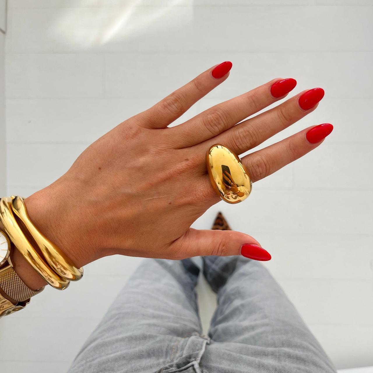 CHUNKY BULB RING (size 7) Bold and chic ring.... | Depop