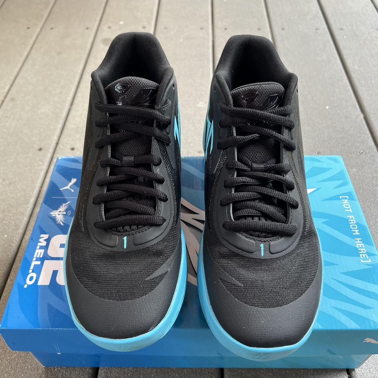 Puma Men's Black and Blue Trainers | Depop