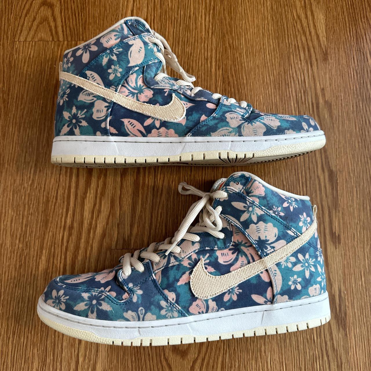 MF DOOM Nike SB Dunk High Mid '07 new, never worn | Depop MF DOOM Nike SB Dunk High Mid '07 new, never worn | Depop
