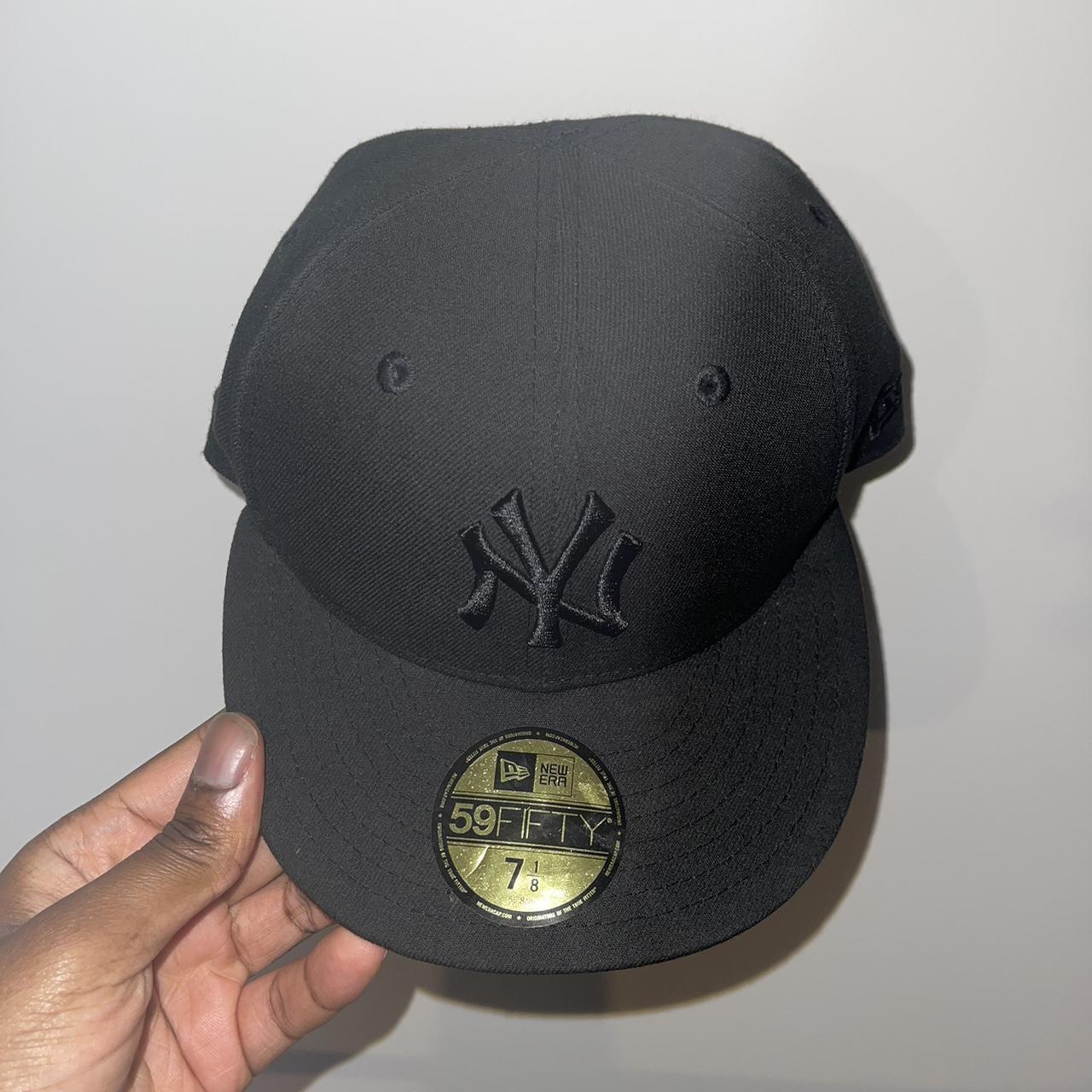 New Era NY Yankees Fitted Cap Size: 7 1/8 Condition:... | Depop