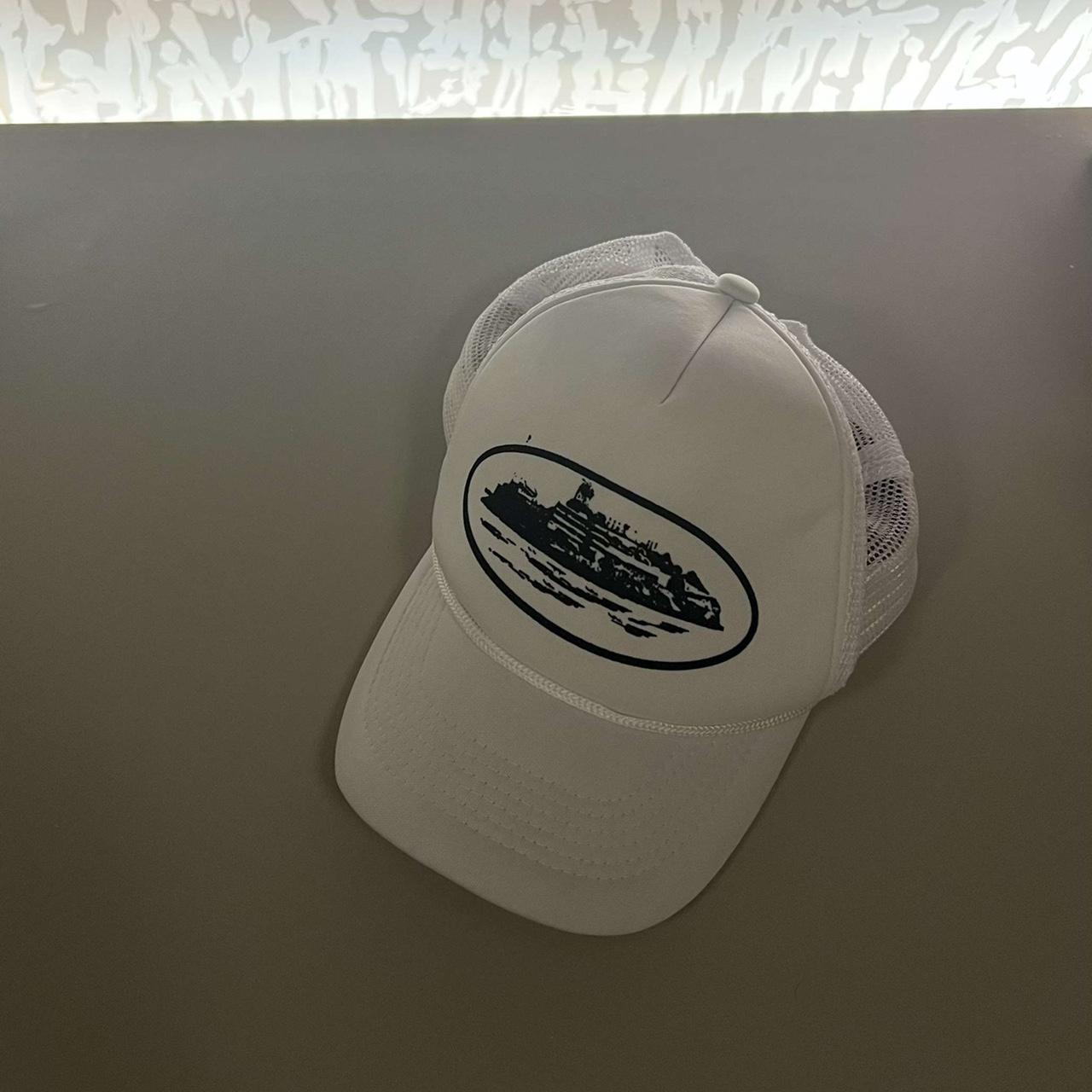 - white corteiz hat - excellent condition - rare hat - Depop