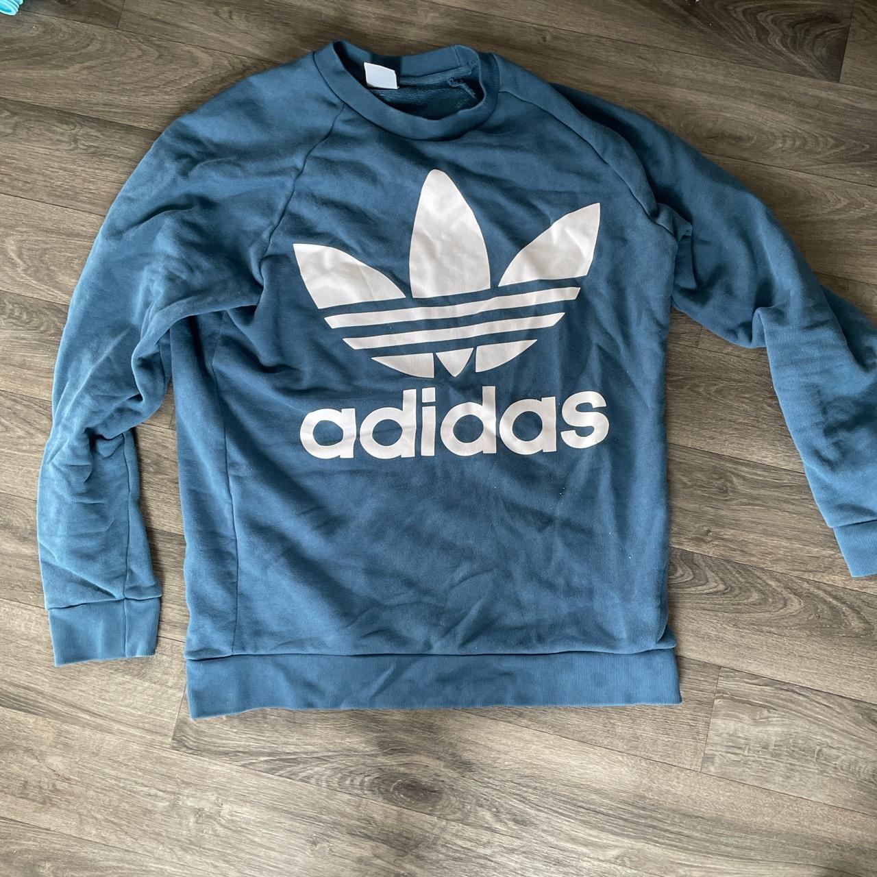 Adidas retro sweatshirt - Depop