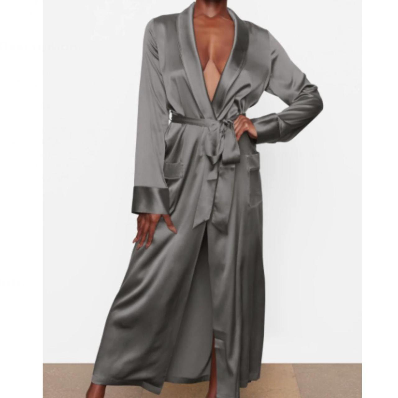 SKIMS SILK ROBE GUNMETAL GREY SIZE SMALL 8 TO 10... - Depop