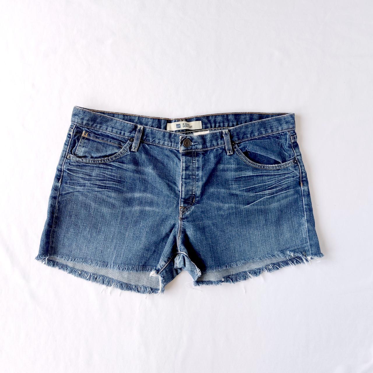 GAP dark stonewashed denim frayed jean shorts plus... - Depop