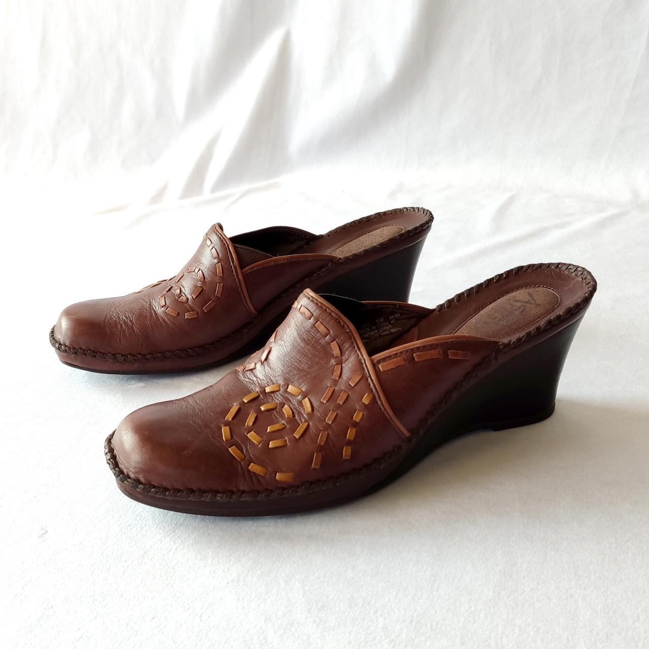 Boho Chic Brown Leather Platform Mules - Women's... - Depop